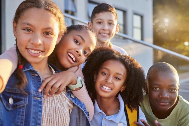 Understanding Dating & Relationships in Middle School - Youth Life ...